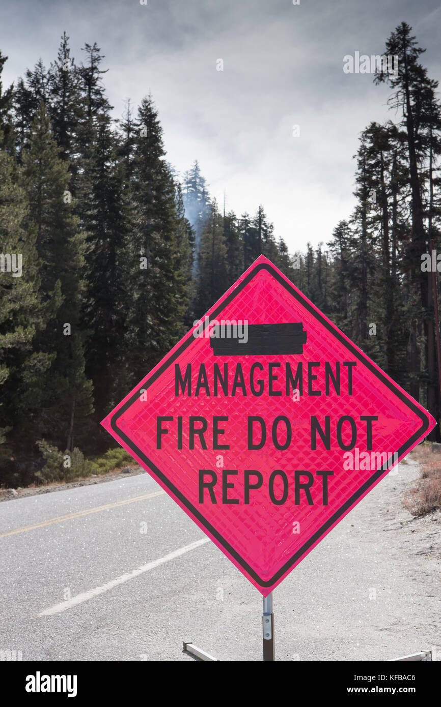 Controlled management fire sign on the side of highway 120 in Yosemite ...