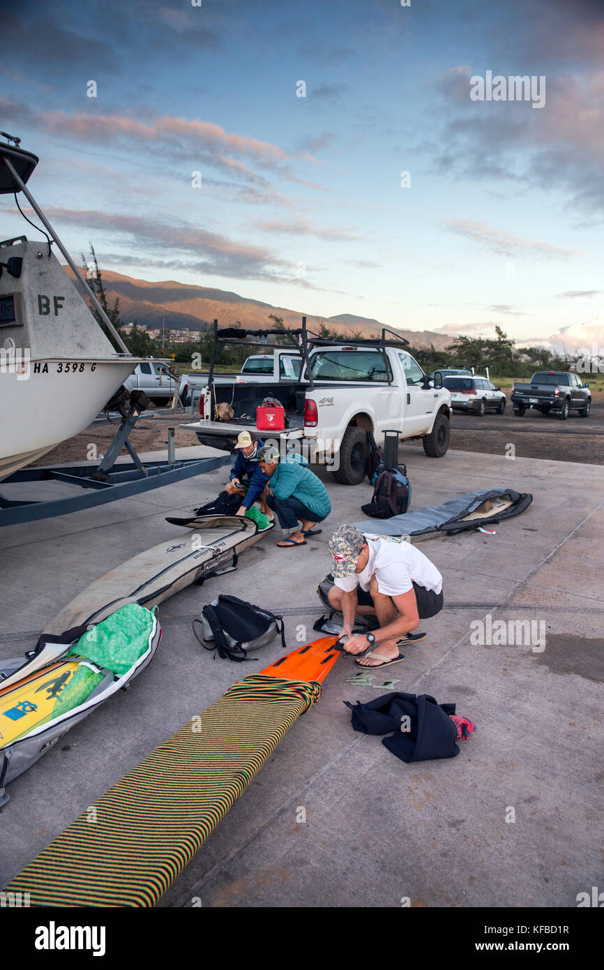 Aquatic vehicles hi-res stock photography and images - Alamy