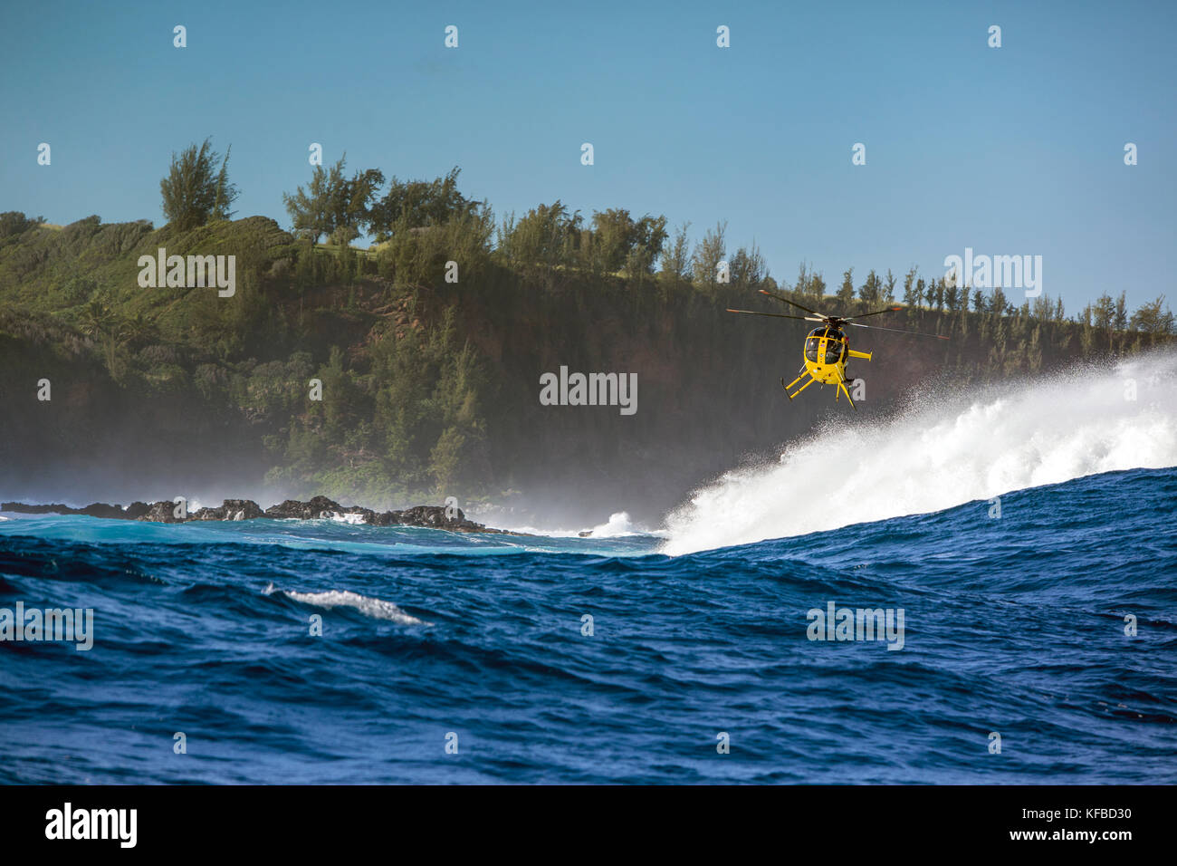 Air jaws hi-res stock photography and images - Alamy