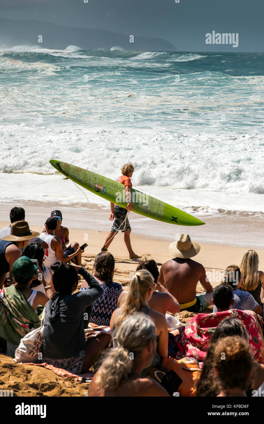 HAWAII, Oahu, North Shore, Eddie Aikau, 2016, John Florence preparing ...