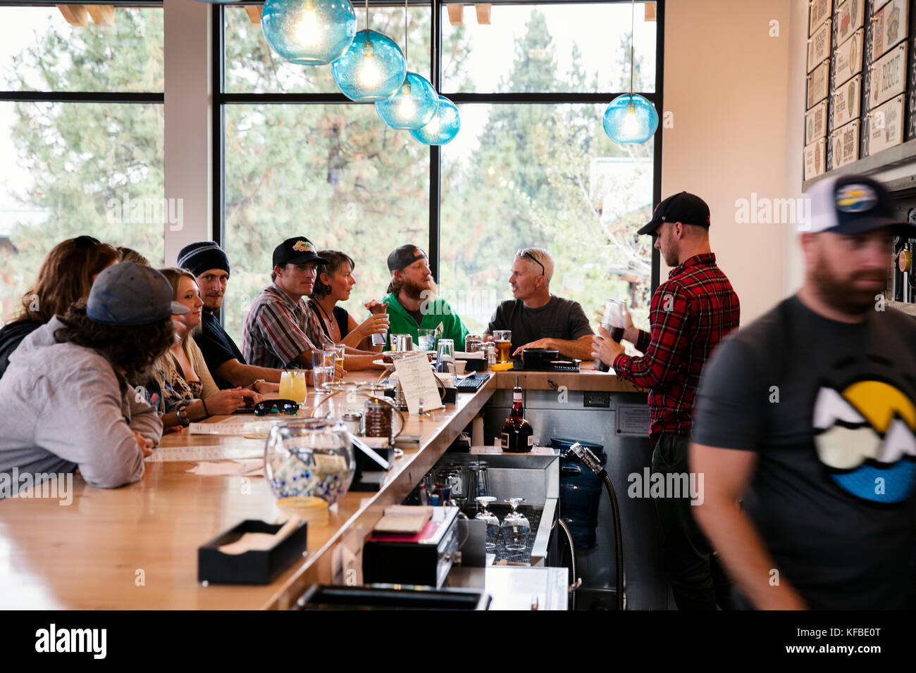 Bend oregon bar hi-res stock photography and images - Alamy