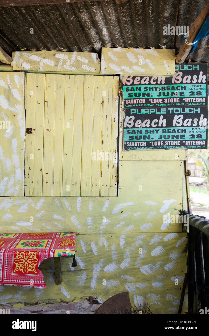 JAMAICA, Port Antonio. A small food shack at the Winnifred Beach Stock ...