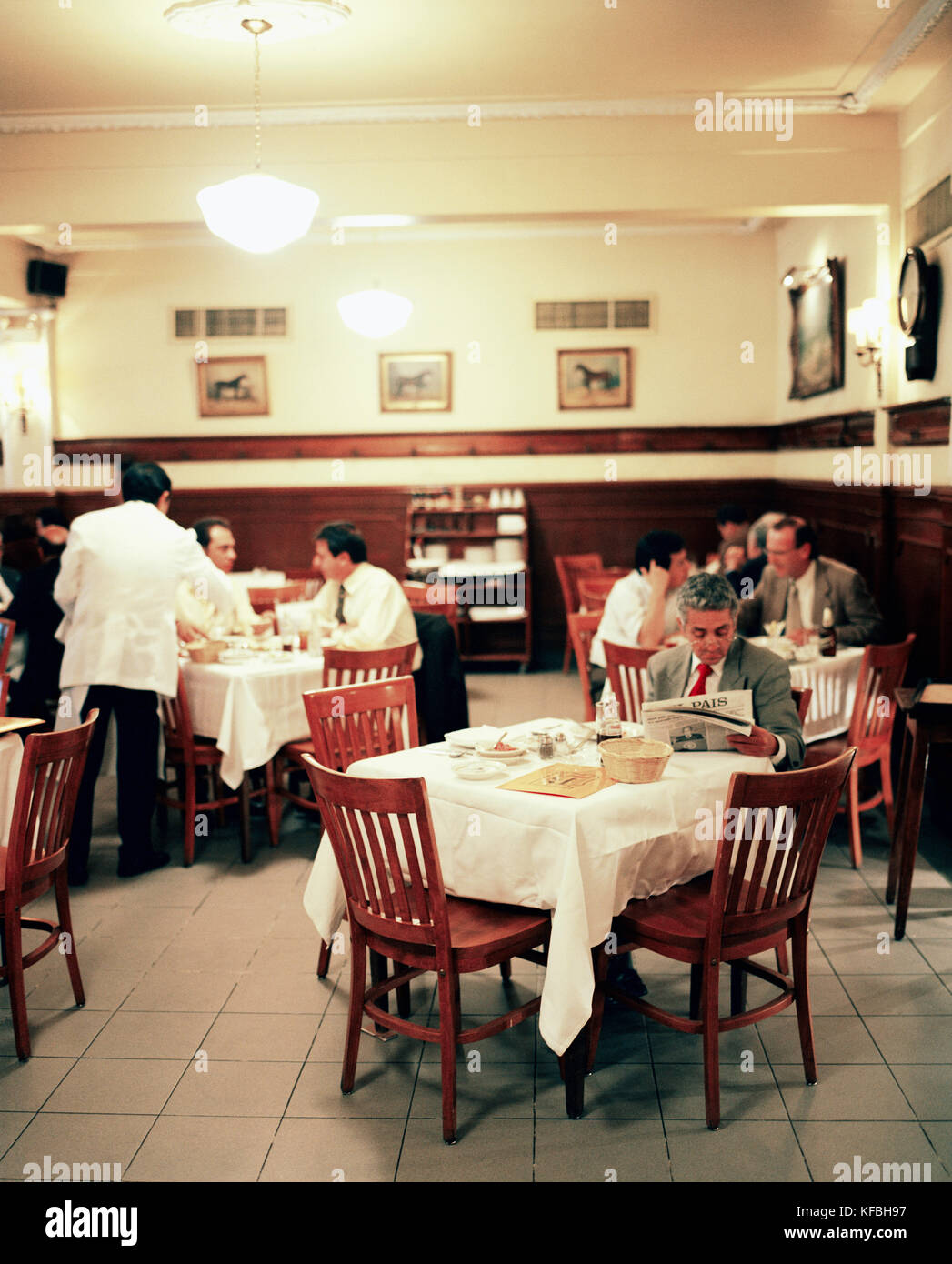 MEXICO, Mexico City, Bellinghausen Restaurant, the lunch crowd of ...