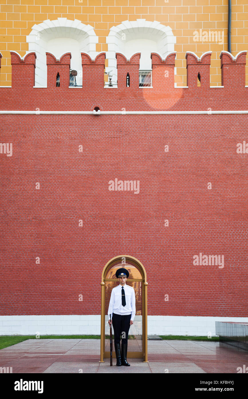 RUSSIA, Moscow. Tomb of the Unkown Soldier in the Red Square Stock ...
