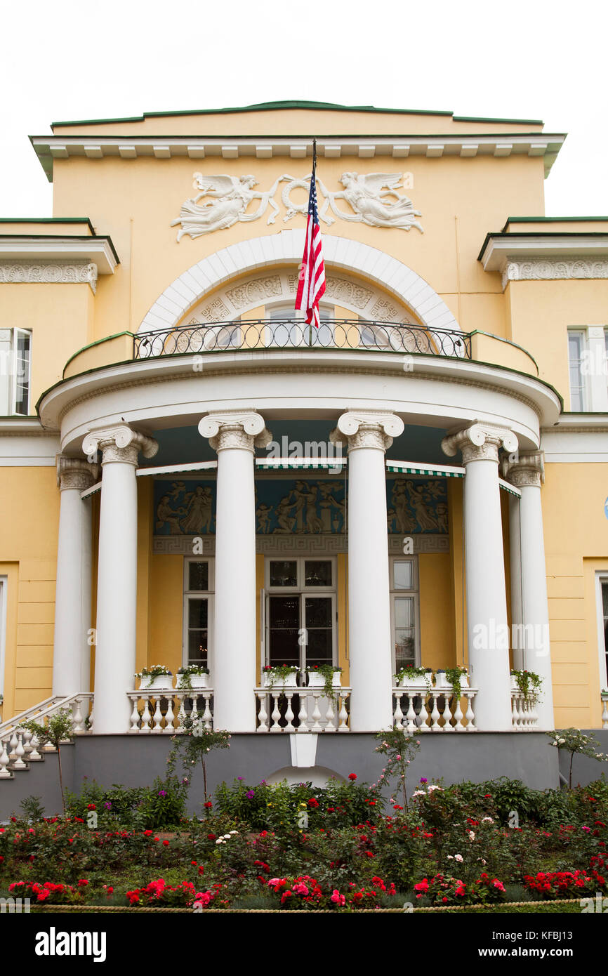 Spaso house hi-res stock photography and images - Alamy