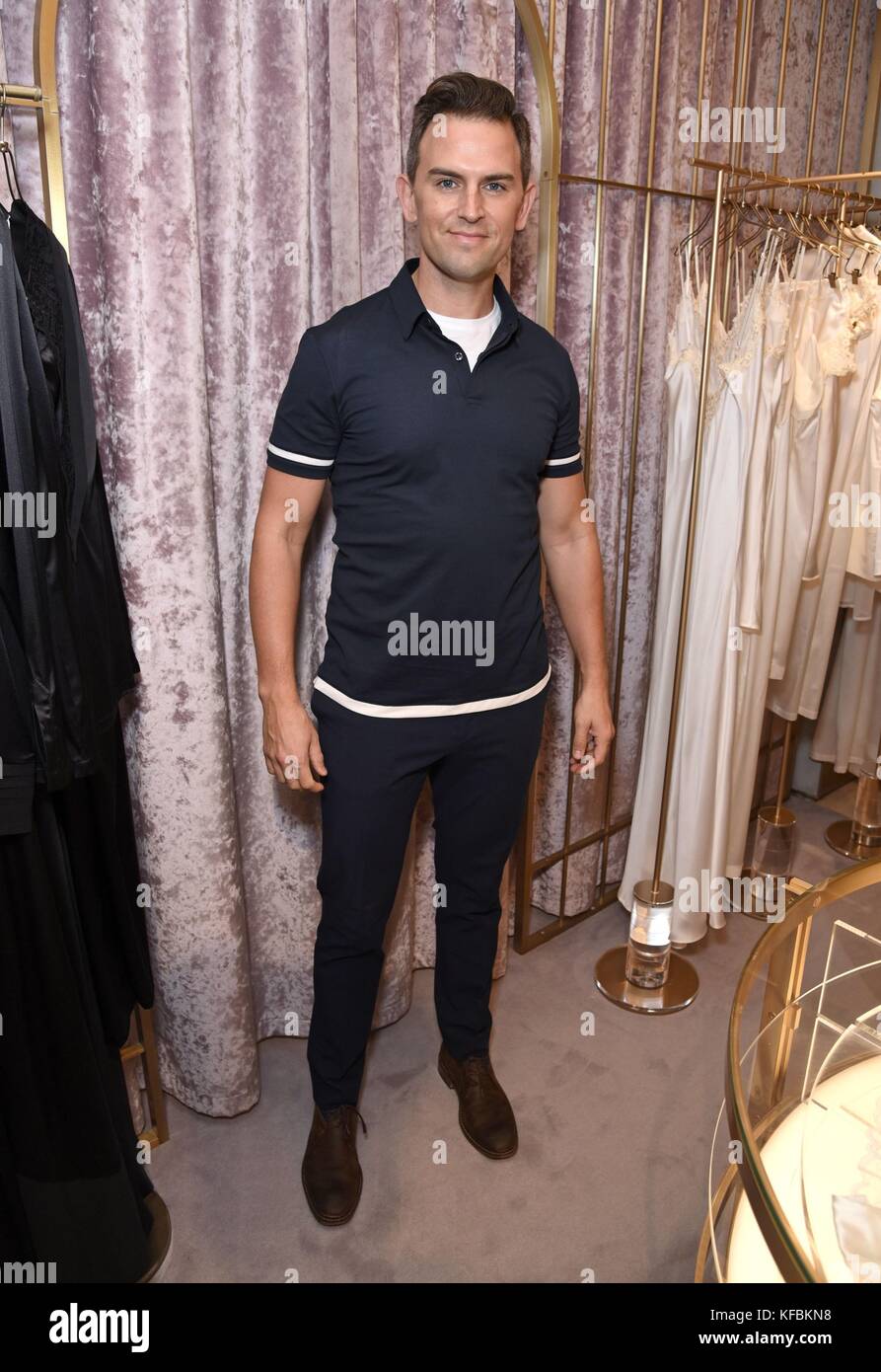 New York, NY, USA. 26th Oct, 2017. Daniel Reichard, wearing La Perla at ...