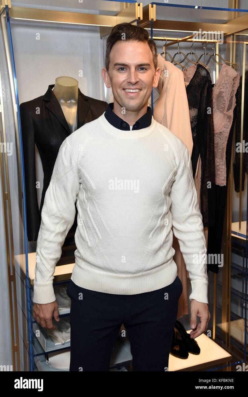 New York, NY, USA. 26th Oct, 2017. Daniel Reichard, wearing La Perla at ...