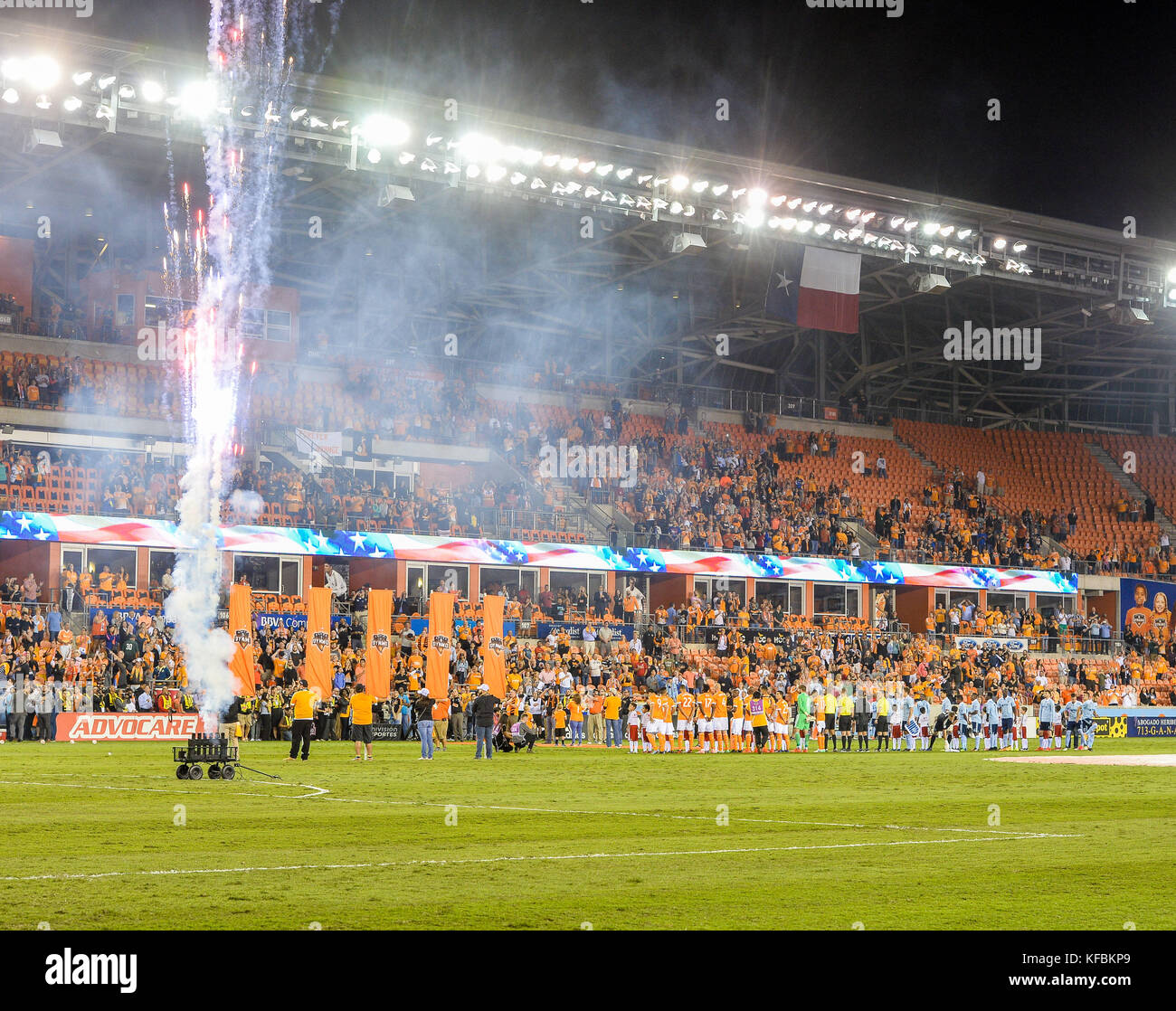 Houston Bbva Stadium Fans High Resolution Stock Photography and Images ...