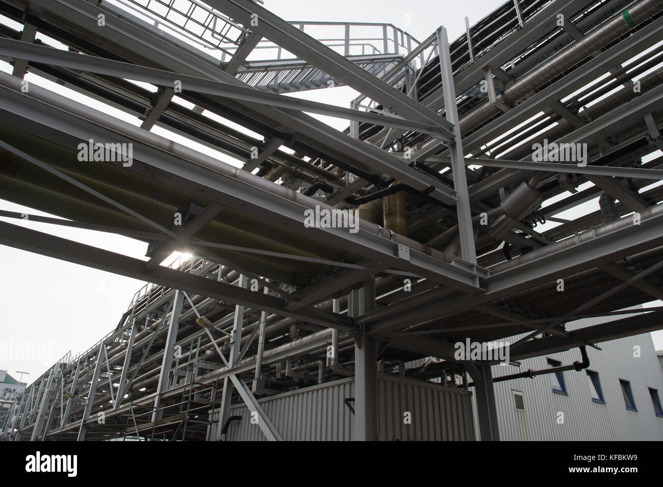 Bitterfeld-Wolfen, Germany. 24th Oct, 2017. Pipes leading into the ...