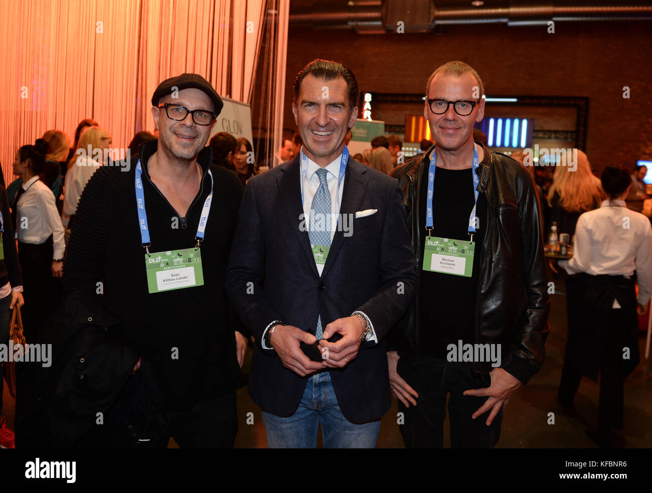 Web lander hi-res stock photography and images - Alamy