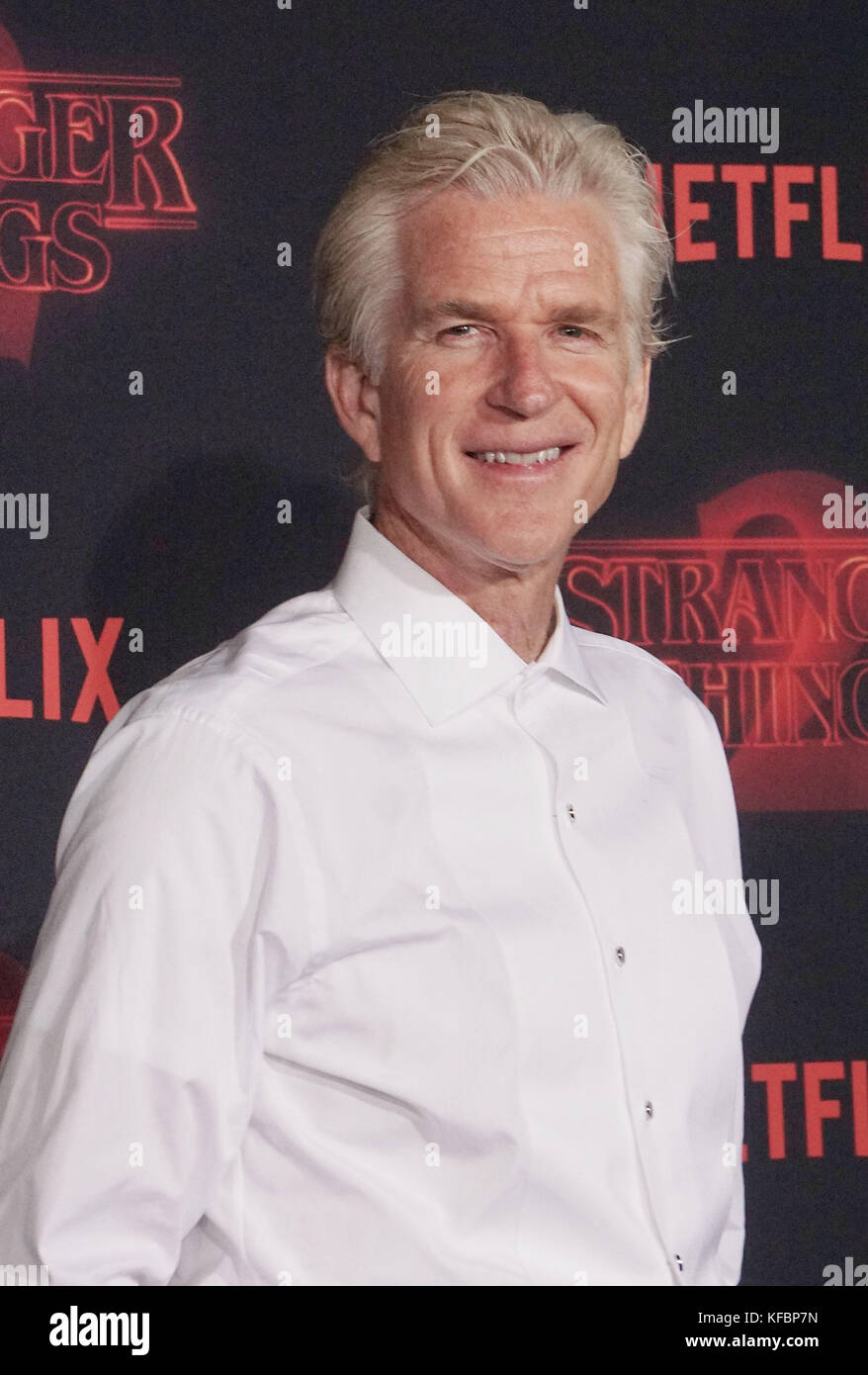 Los Angeles, USA. 26th Oct, 2017. a Matthew Modine 003 arrives at the ...