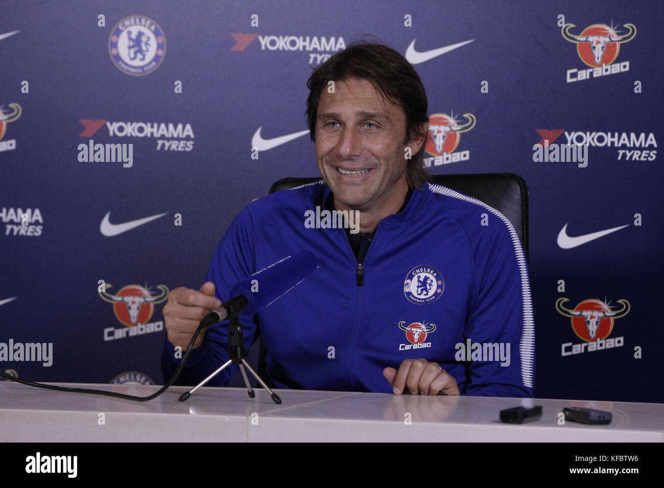 Cobham, Surrey, UK. 27th October, 2017. Antonio Conte (Ita) Chelsea ...