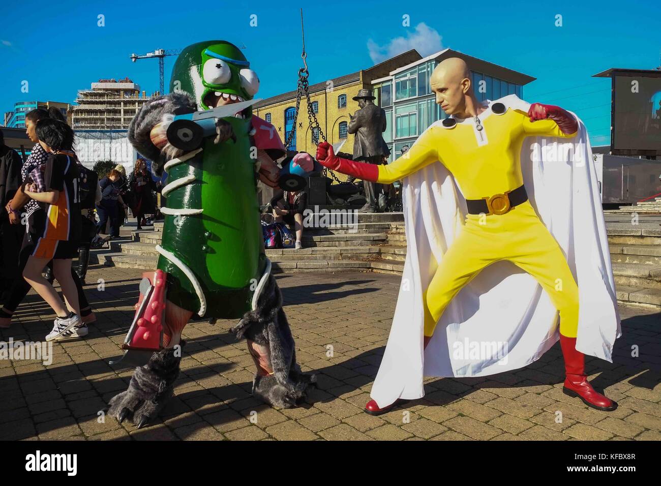 London, UK 27th Oct 2017. Comic Con fans arrive for the first day of ...
