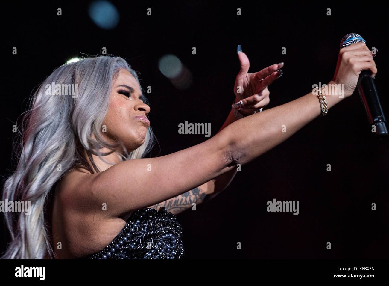 Cardi b in concert hi-res stock photography and images - Alamy