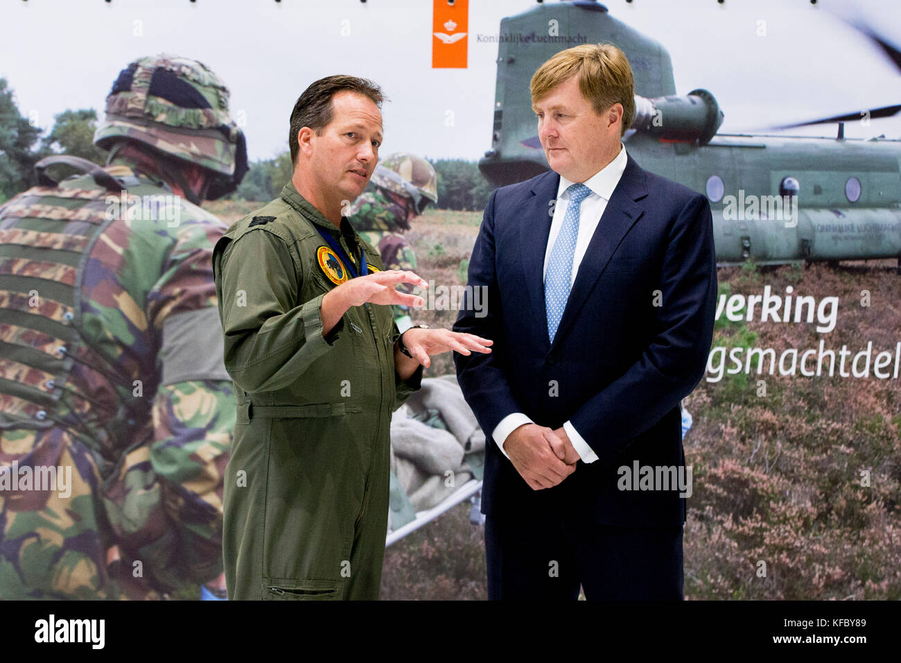Gilze-Rijen, The Netherlands. 27th Oct, 2017. King Willem-Alexander of ...