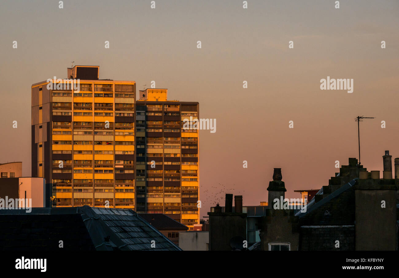Leith, Edinburgh, Scotland, United Kingdom. Early morning sunrise over ...