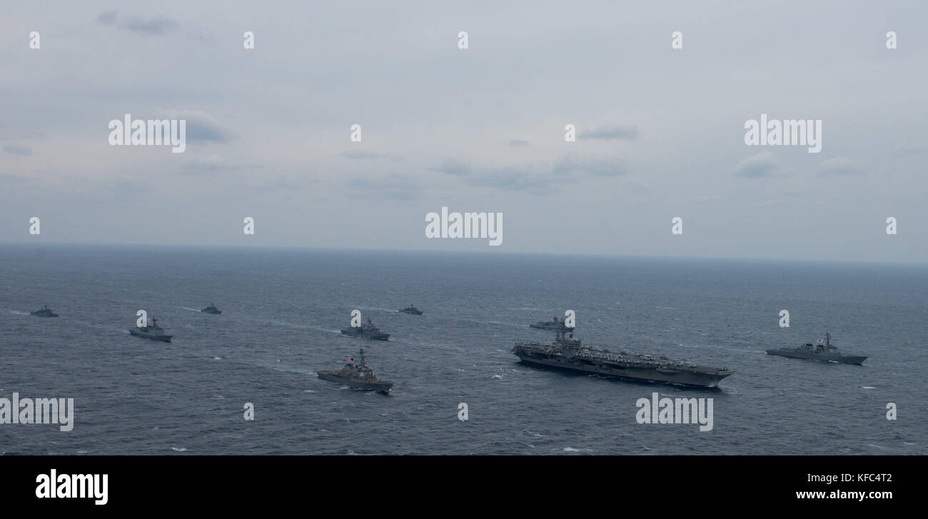 Aircraft Carrier Battlegroup Stock Photo - Alamy