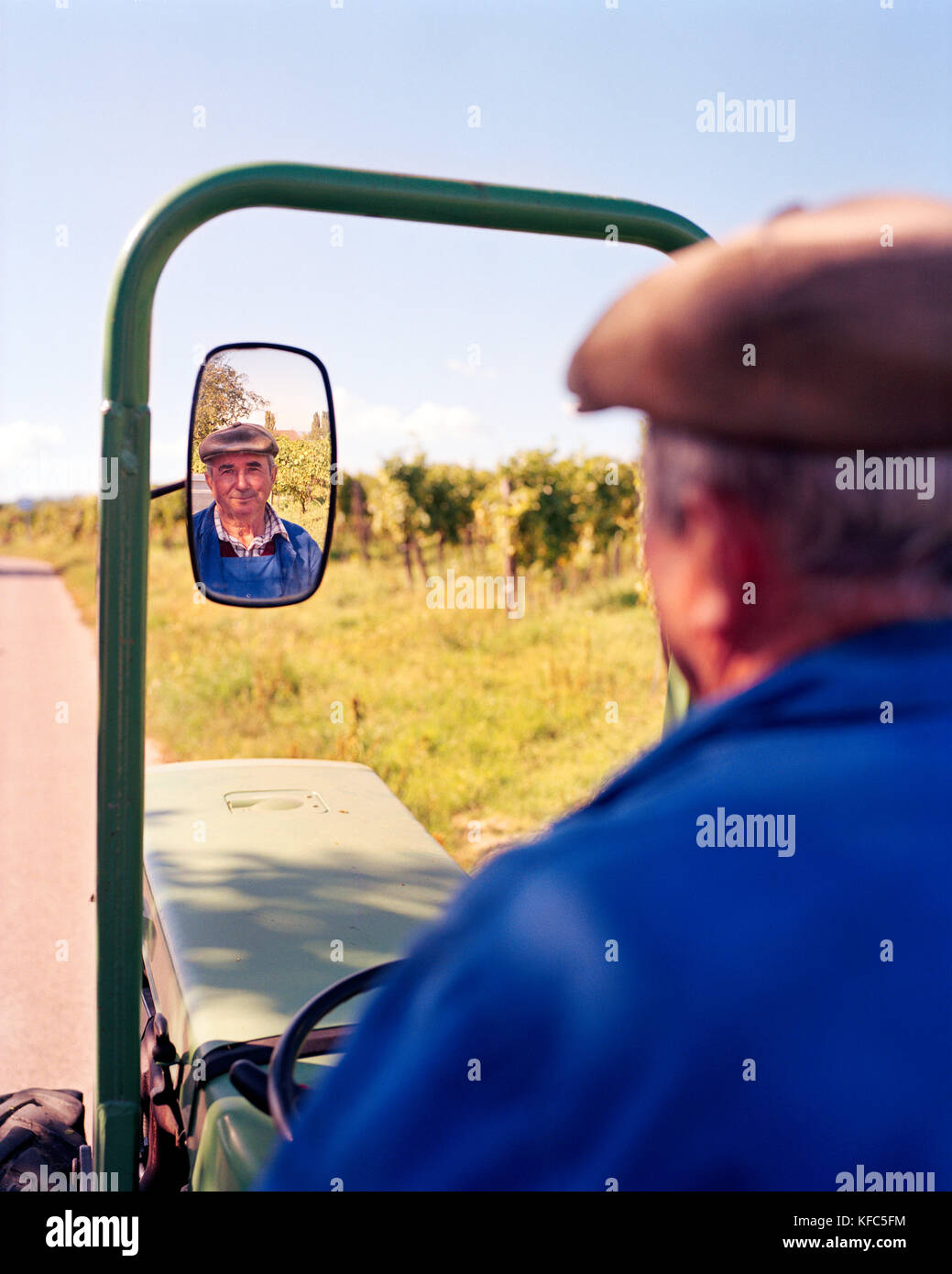 Fischl hi-res stock photography and images - Alamy