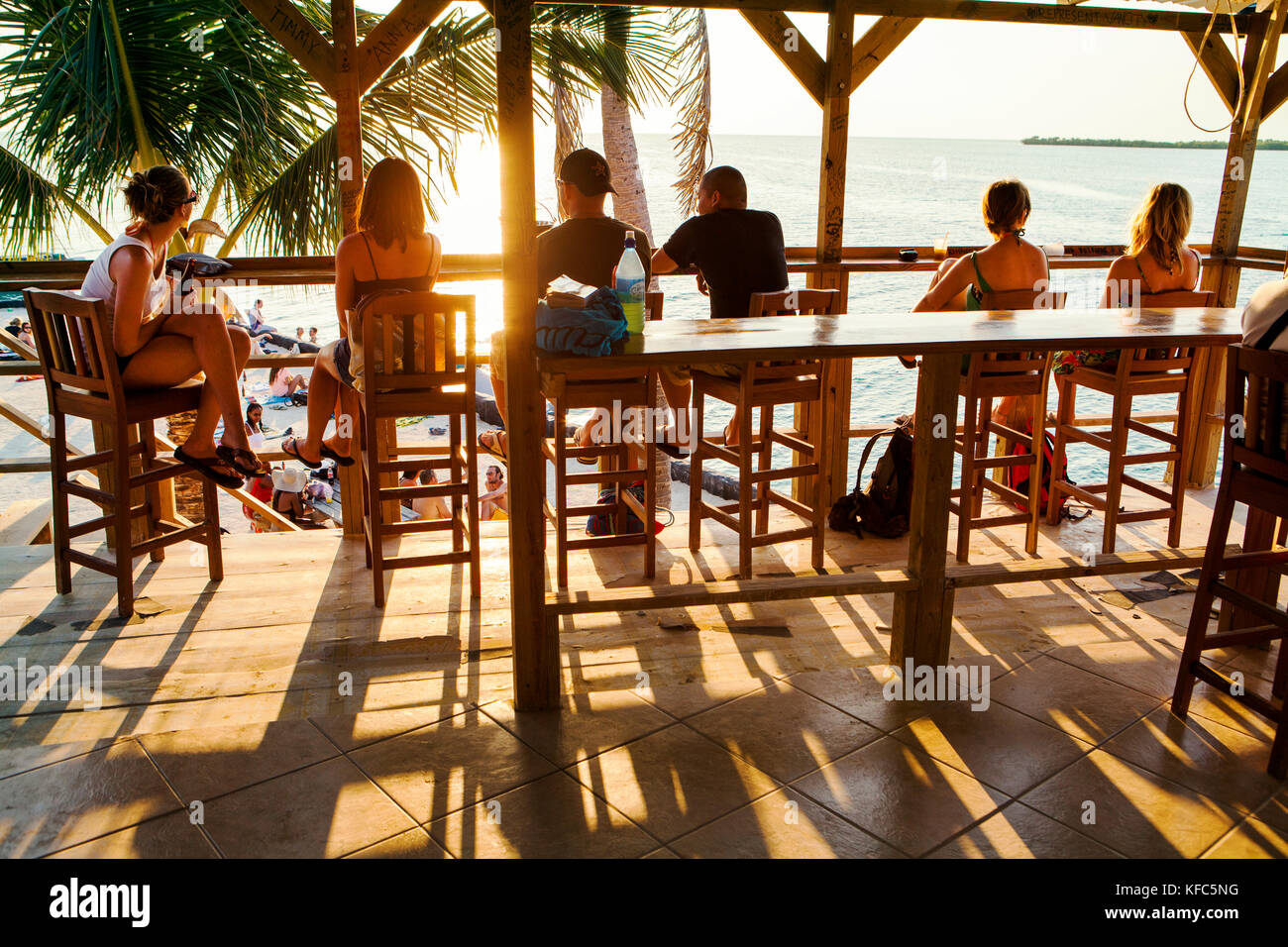 BELIZE, Caye Caulker, the bar scene at the Lazy Lizard Stock Photo - Alamy