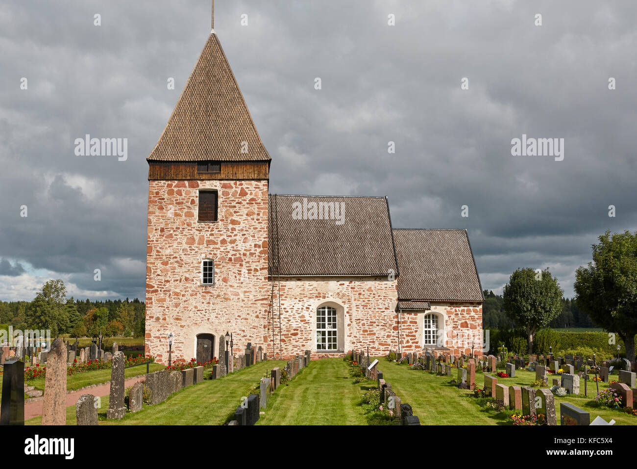 Aland building roof hi-res stock photography and images - Alamy