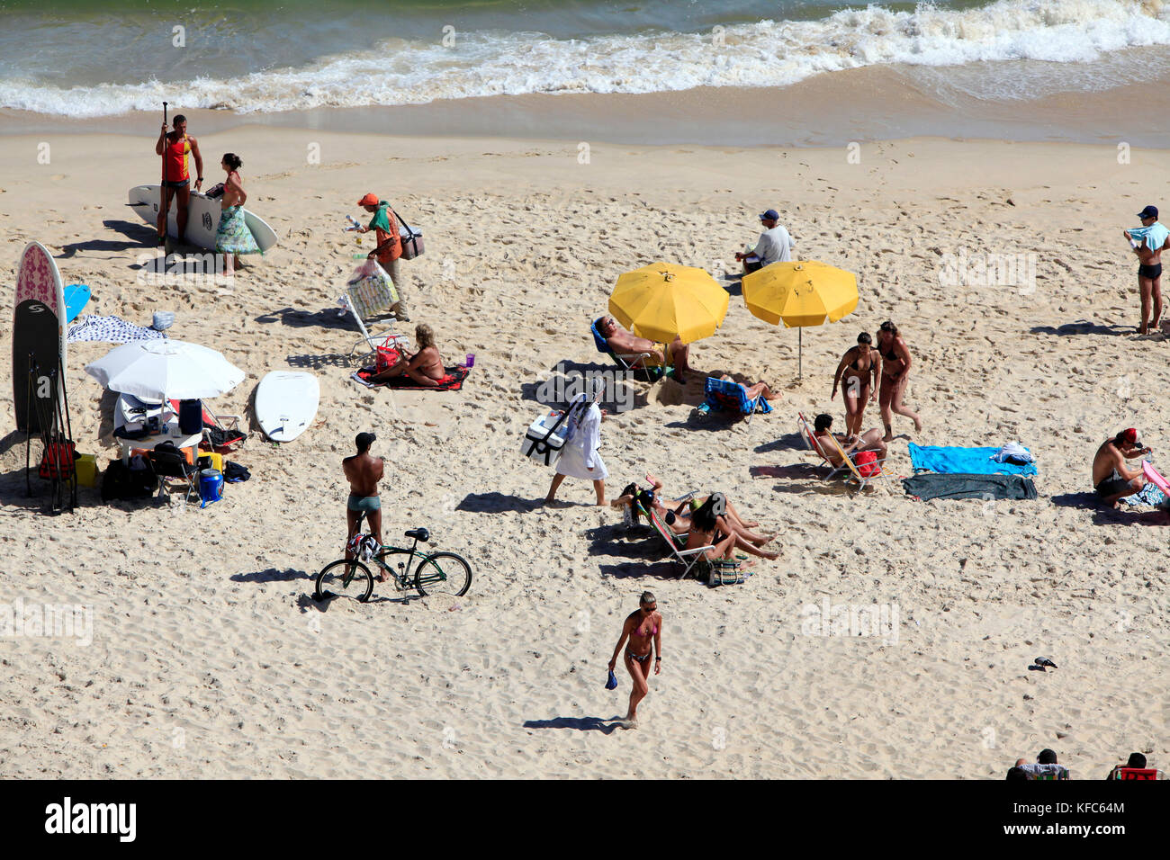 BRAZIL, Rio de Janiero, beach goers enjoy a sunny day at Ipanema Beach ...