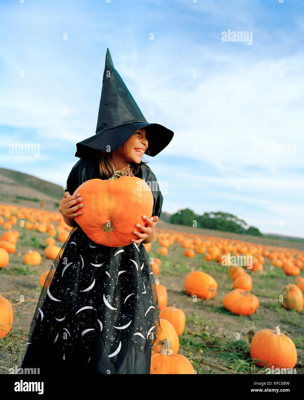 Witch hat photography hi-res stock photography and images - Alamy