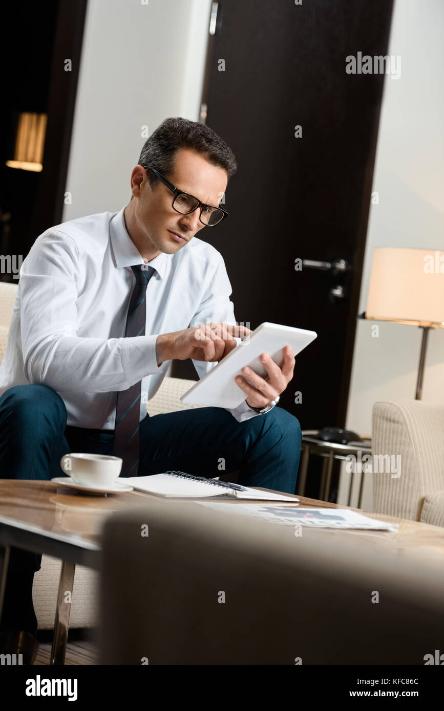 businessman working with tablet Stock Photo - Alamy