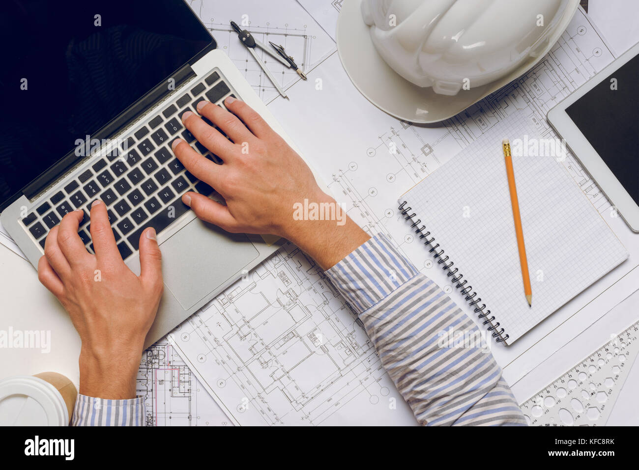 architect working on laptop Stock Photo - Alamy