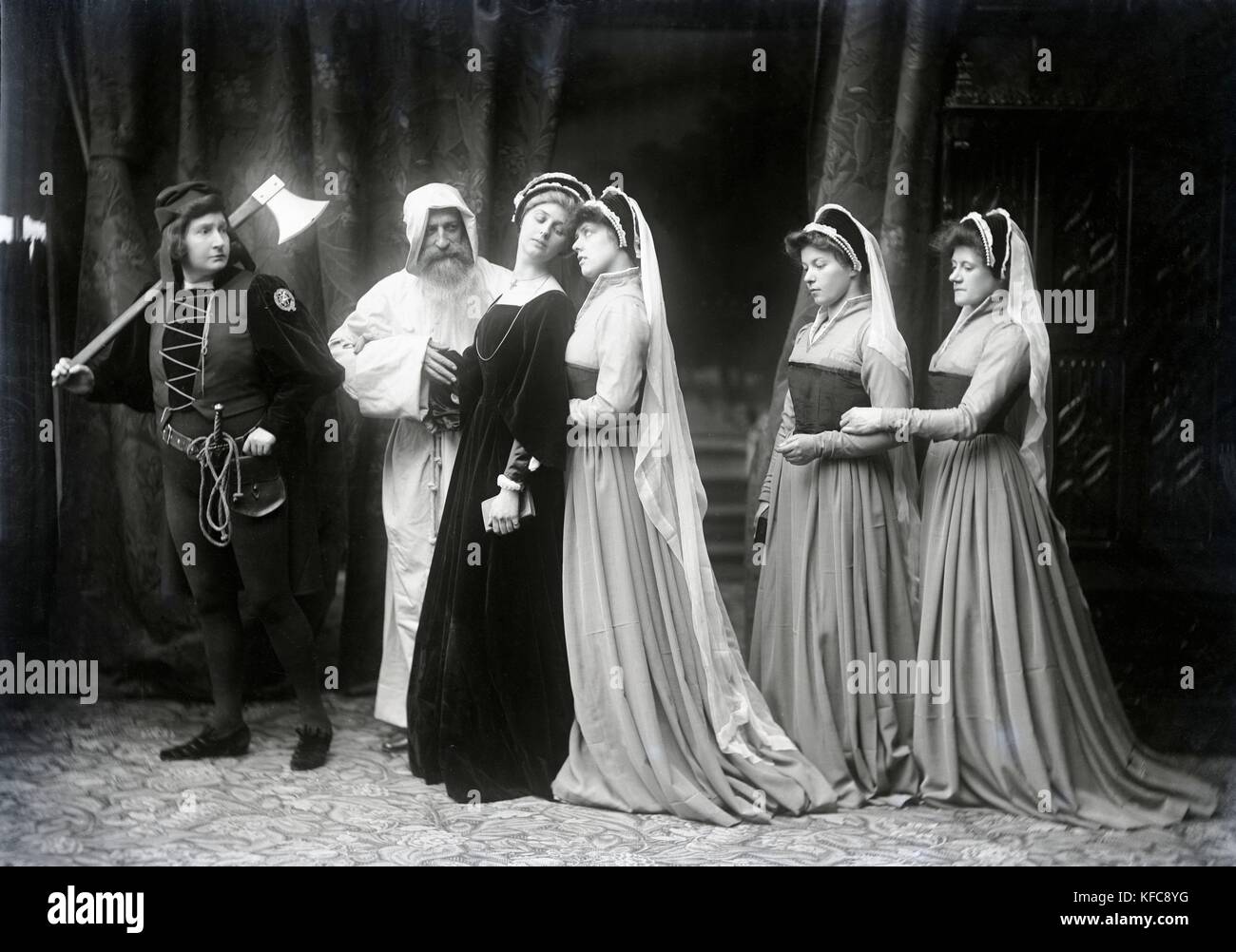 Née pauline mary tarn hi-res stock photography and images - Alamy