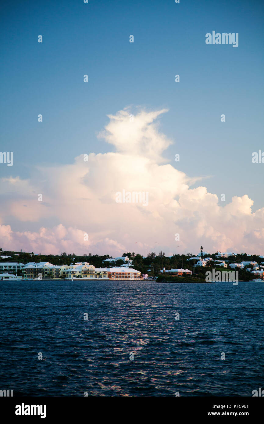 BERMUDA, Hamilton. View of Hamilton Harbour from the 1609 Bar and ...