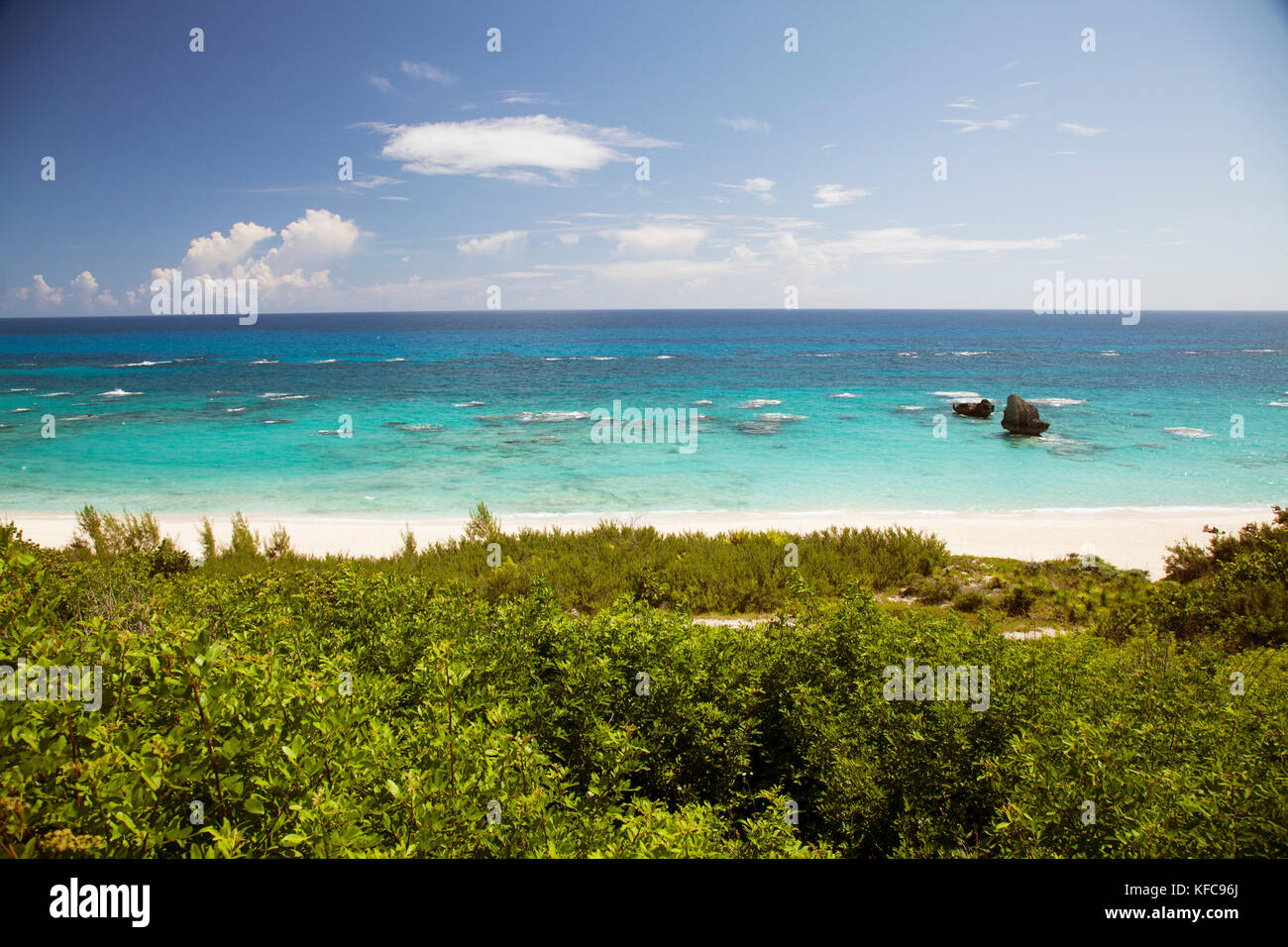 BERMUDA. Rocks and Beaches at Warwick Long Bay Stock Photo - Alamy