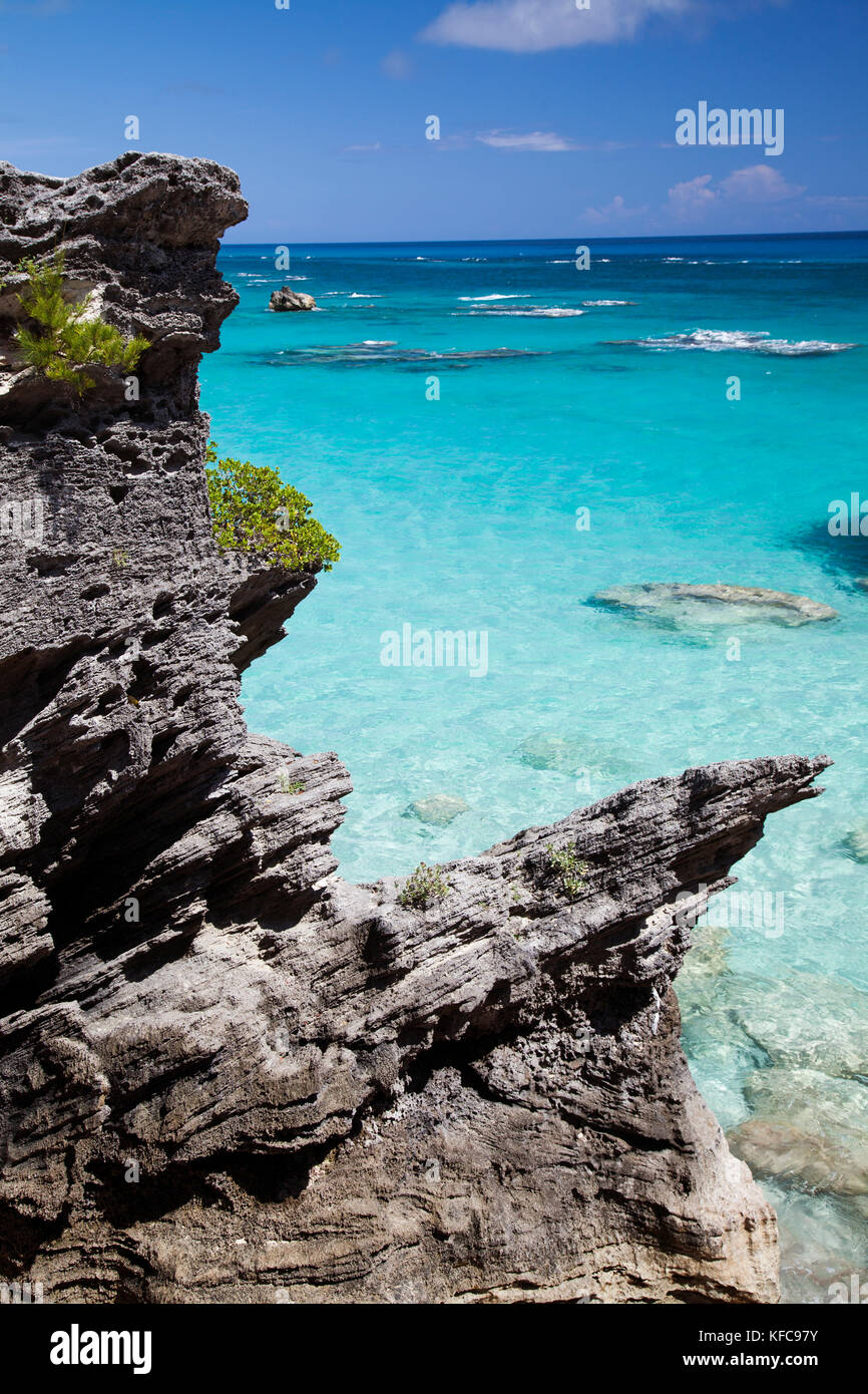 BERMUDA. Rocks and Beaches at Warwick Long Bay Stock Photo - Alamy
