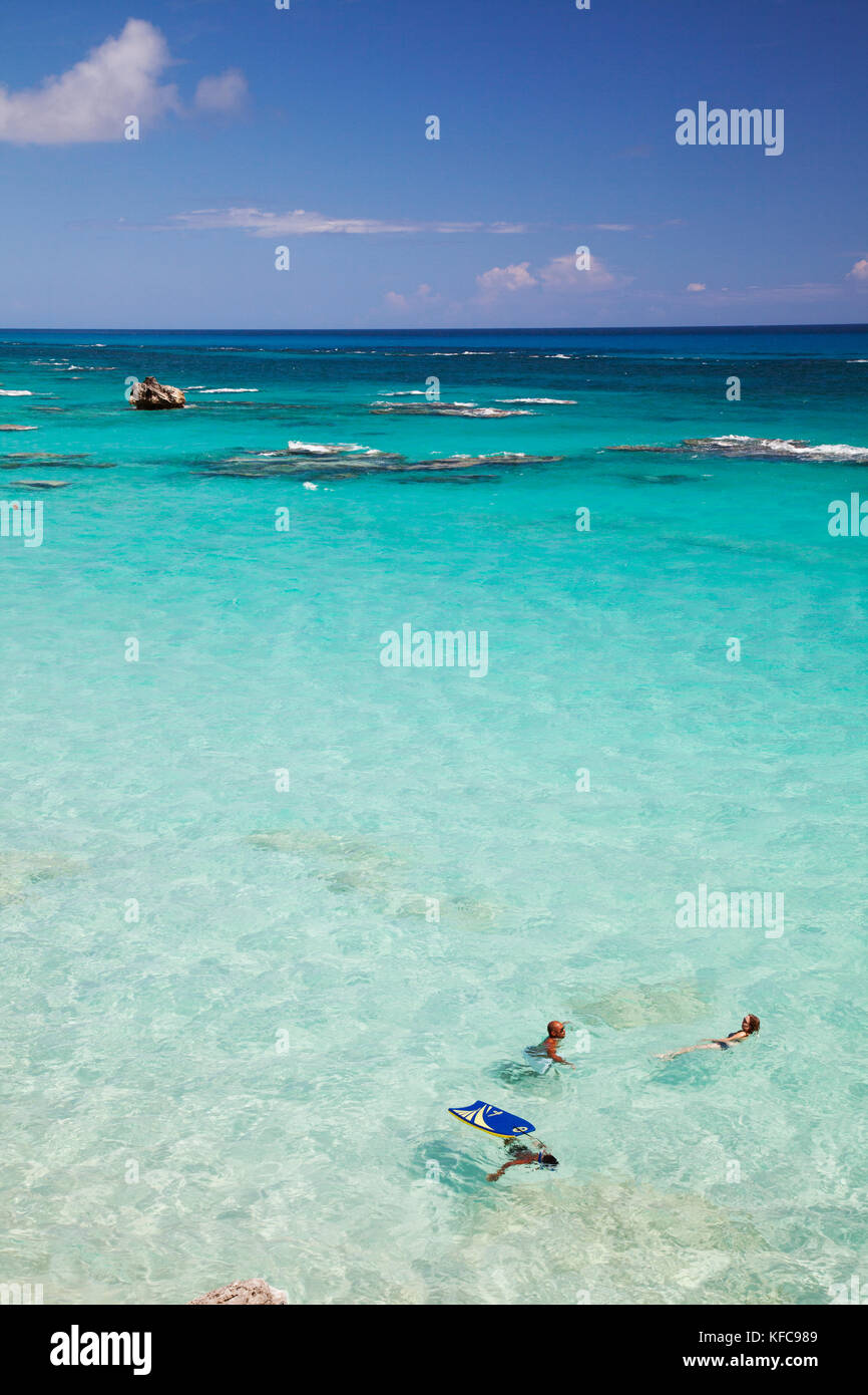 BERMUDA. Rocks and Beaches at Warwick Long Bay Stock Photo - Alamy