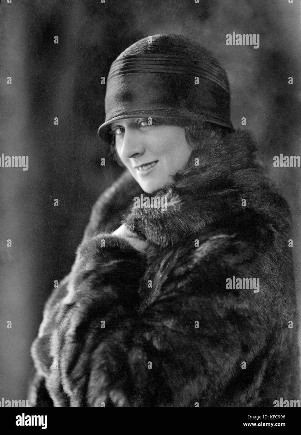French actress Valentine Tessier, c.1915. Photo Taponier Stock Photo ...