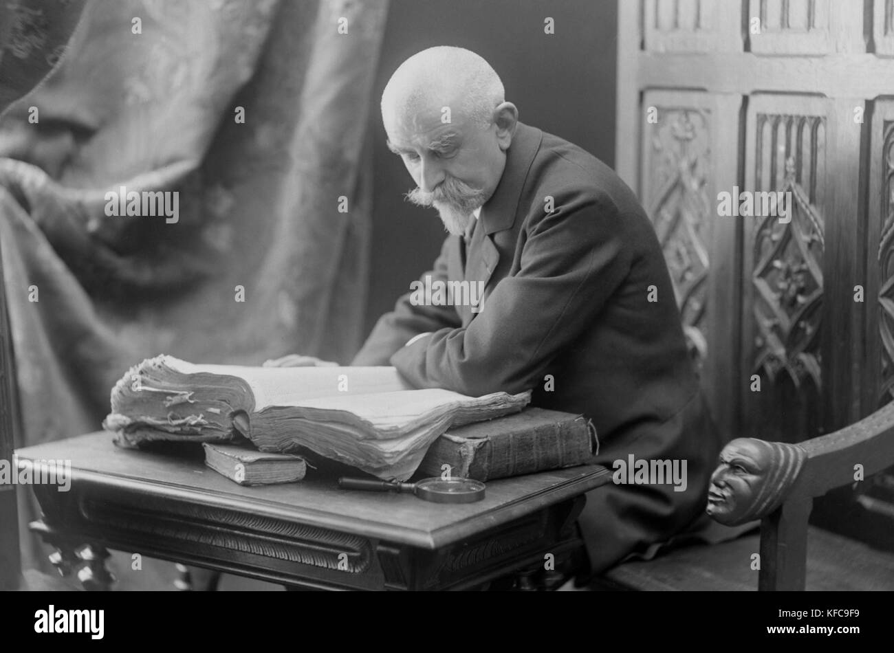 Huysmans joris karl hi-res stock photography and images - Alamy