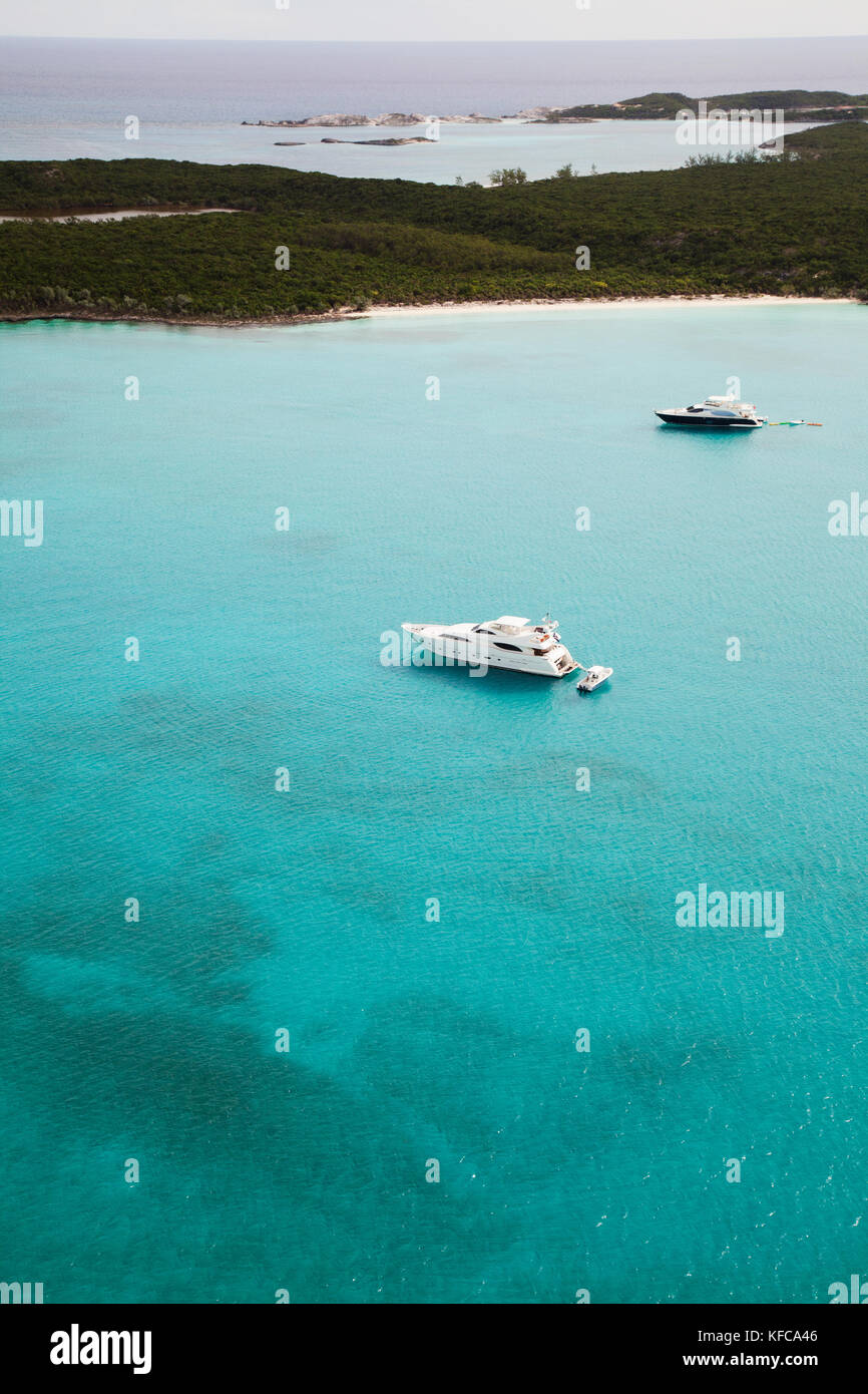 Aerial view exuma islands bahamas hi-res stock photography and images ...