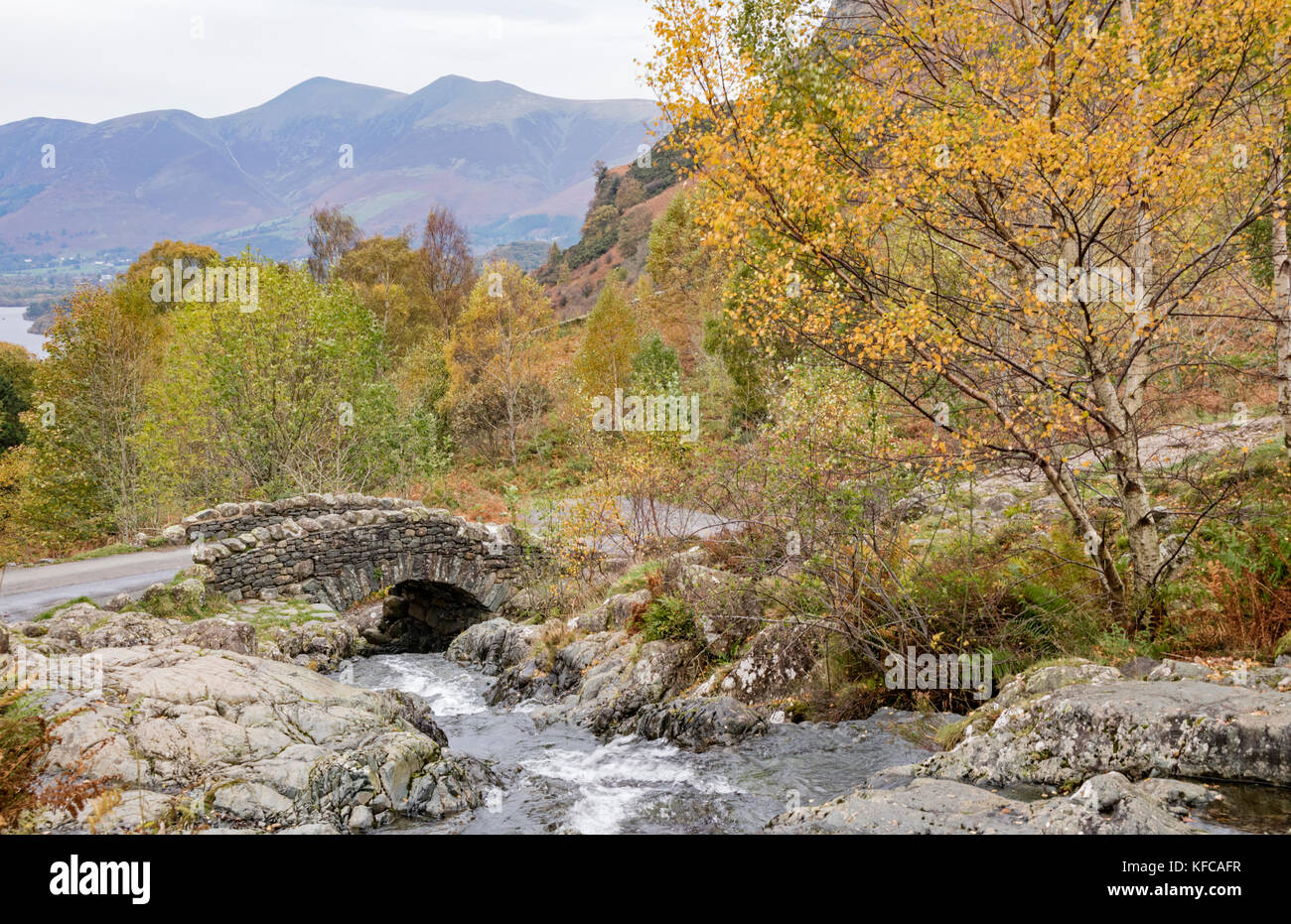 Traditional bridges lake district hi-res stock photography and images ...