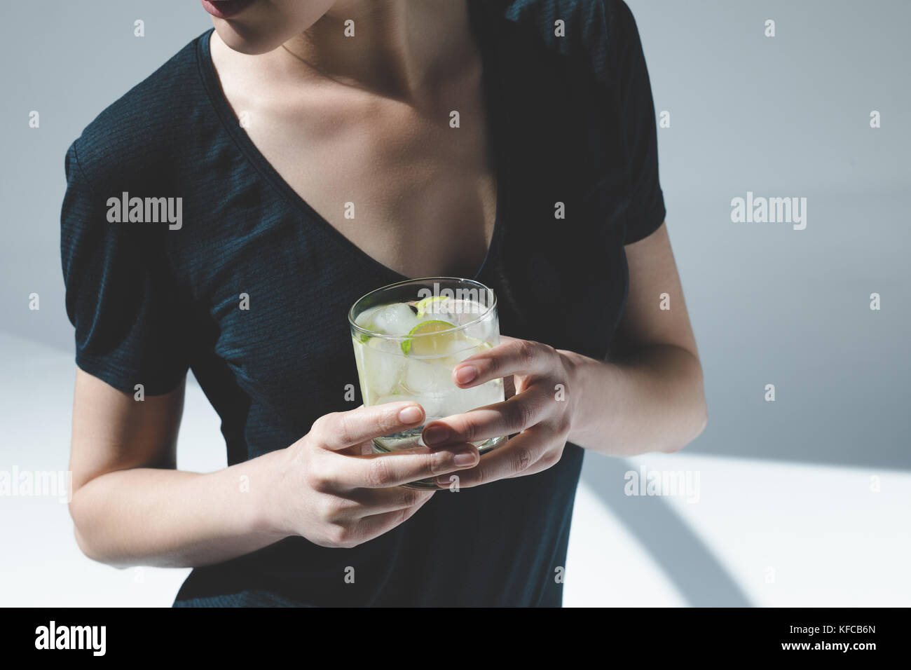 Woman drinking gin and tonic hi-res stock photography and images - Alamy