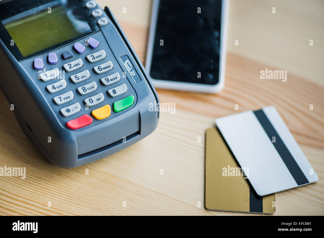 Pos machine credit cards hi-res stock photography and images - Alamy