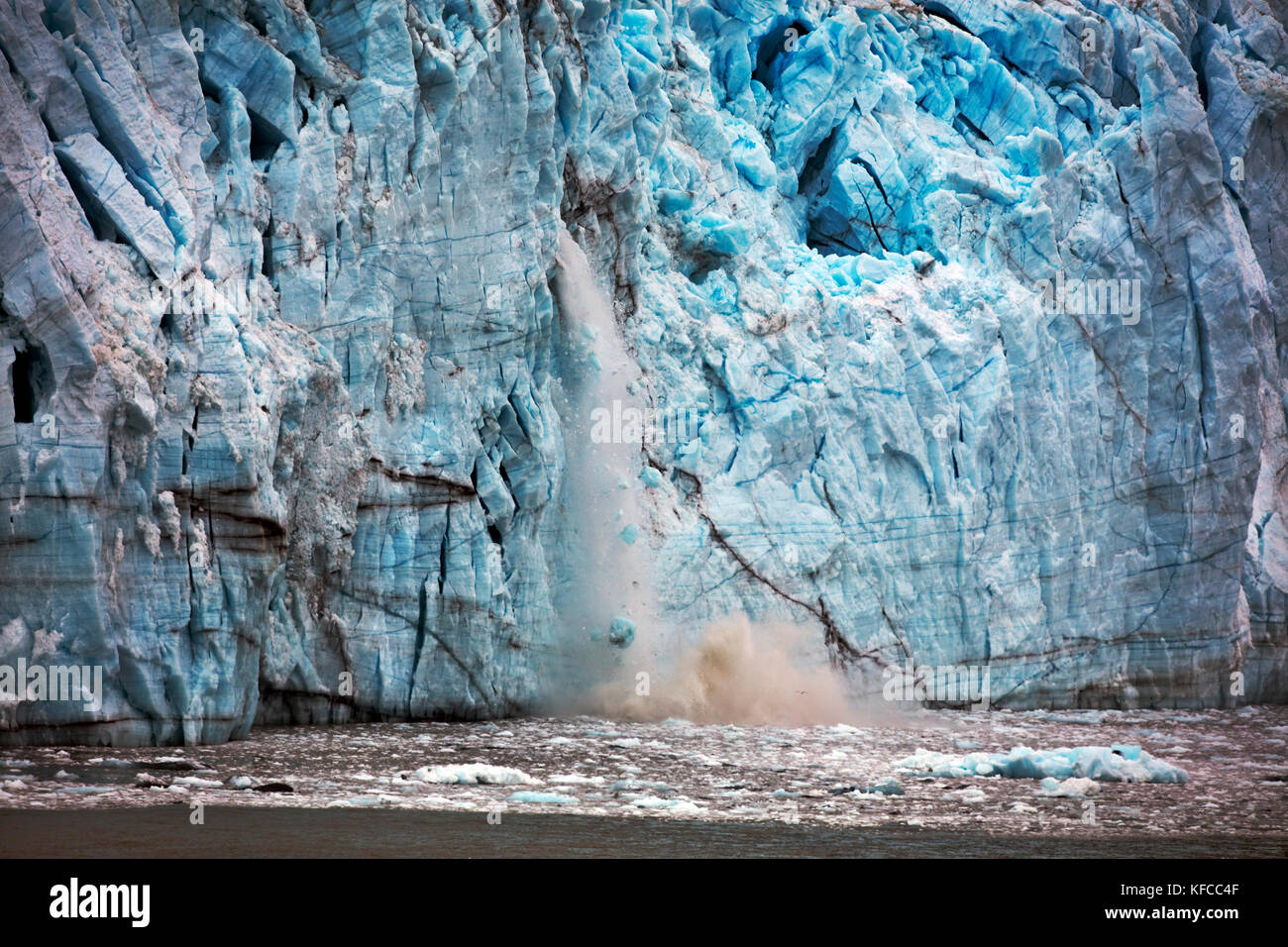 USA, Alaska, Glacier Bay, breathtaking views of the Grand Pacific ...
