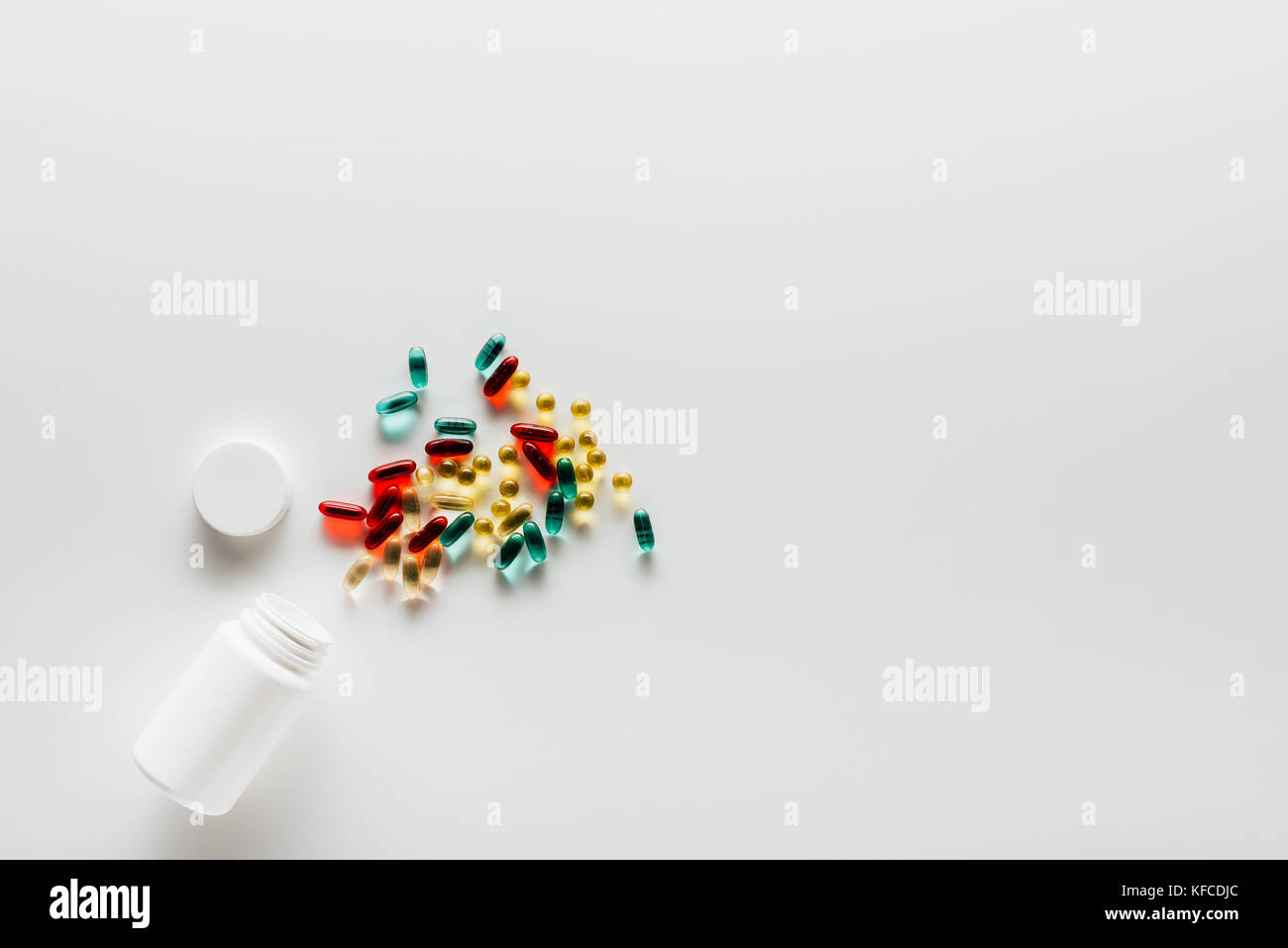 Various capsules tablets container hi-res stock photography and images ...
