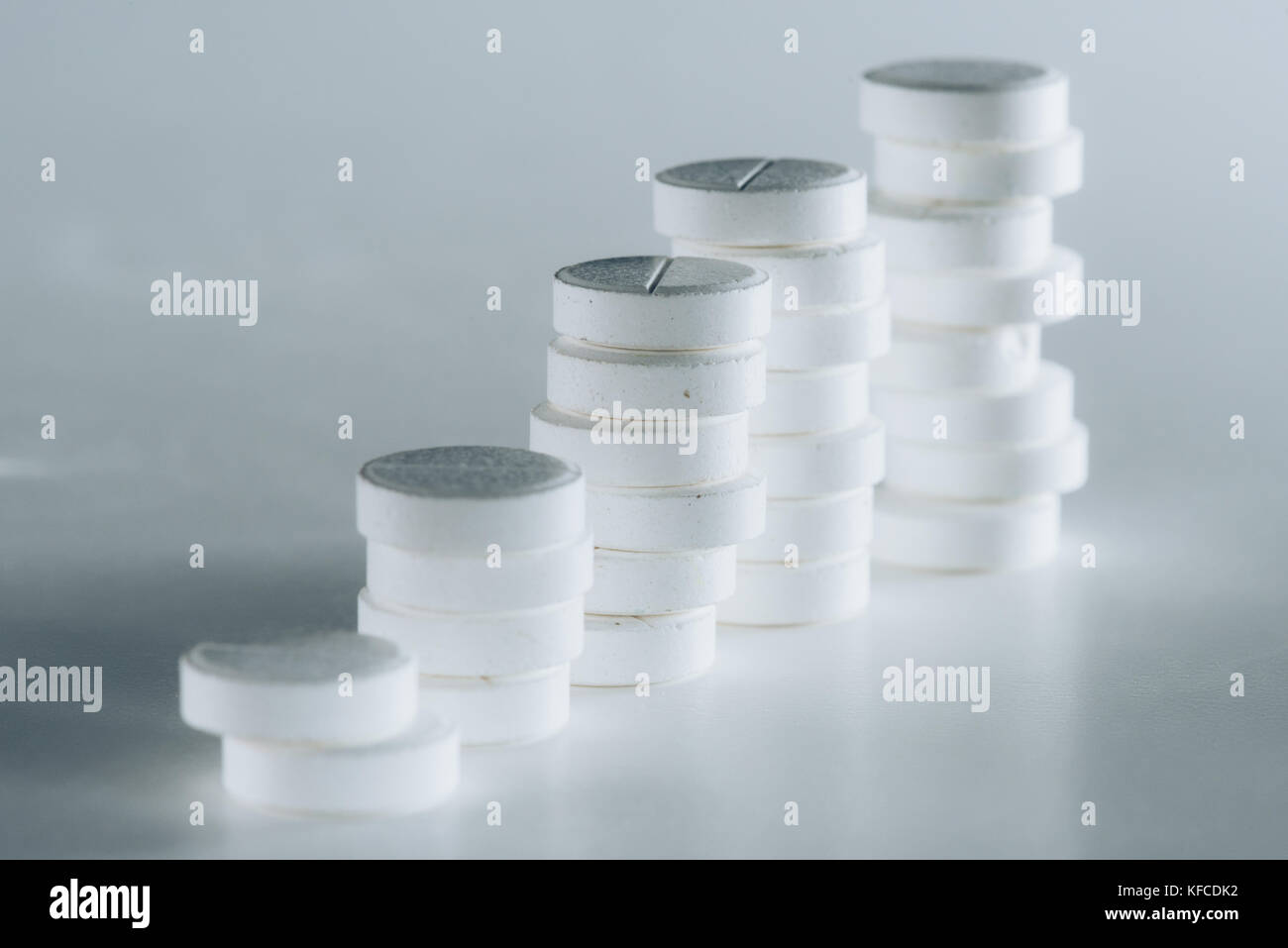 Round nobody hi-res stock photography and images - Alamy
