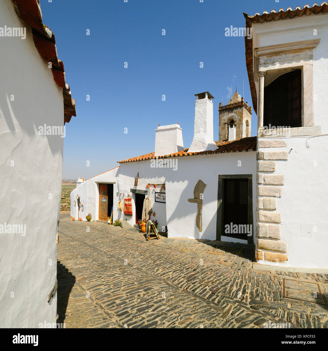 The traditional village of Monsaraz with white washed houses, Alentejo ...