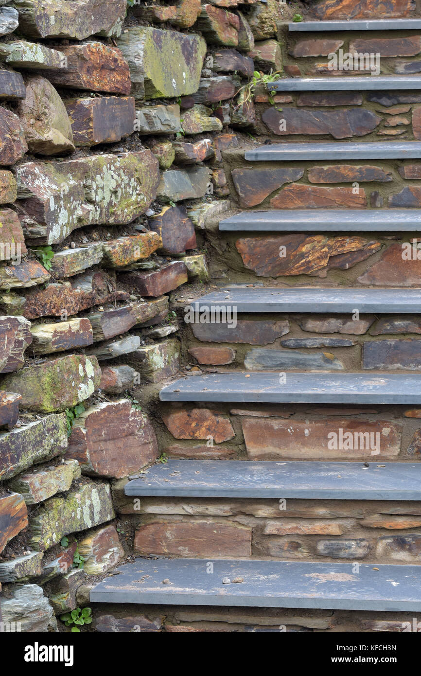 Slate stairs steps hi-res stock photography and images - Alamy