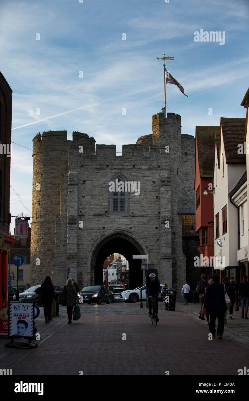 Canterbury pilgrimage trail hi-res stock photography and images - Alamy