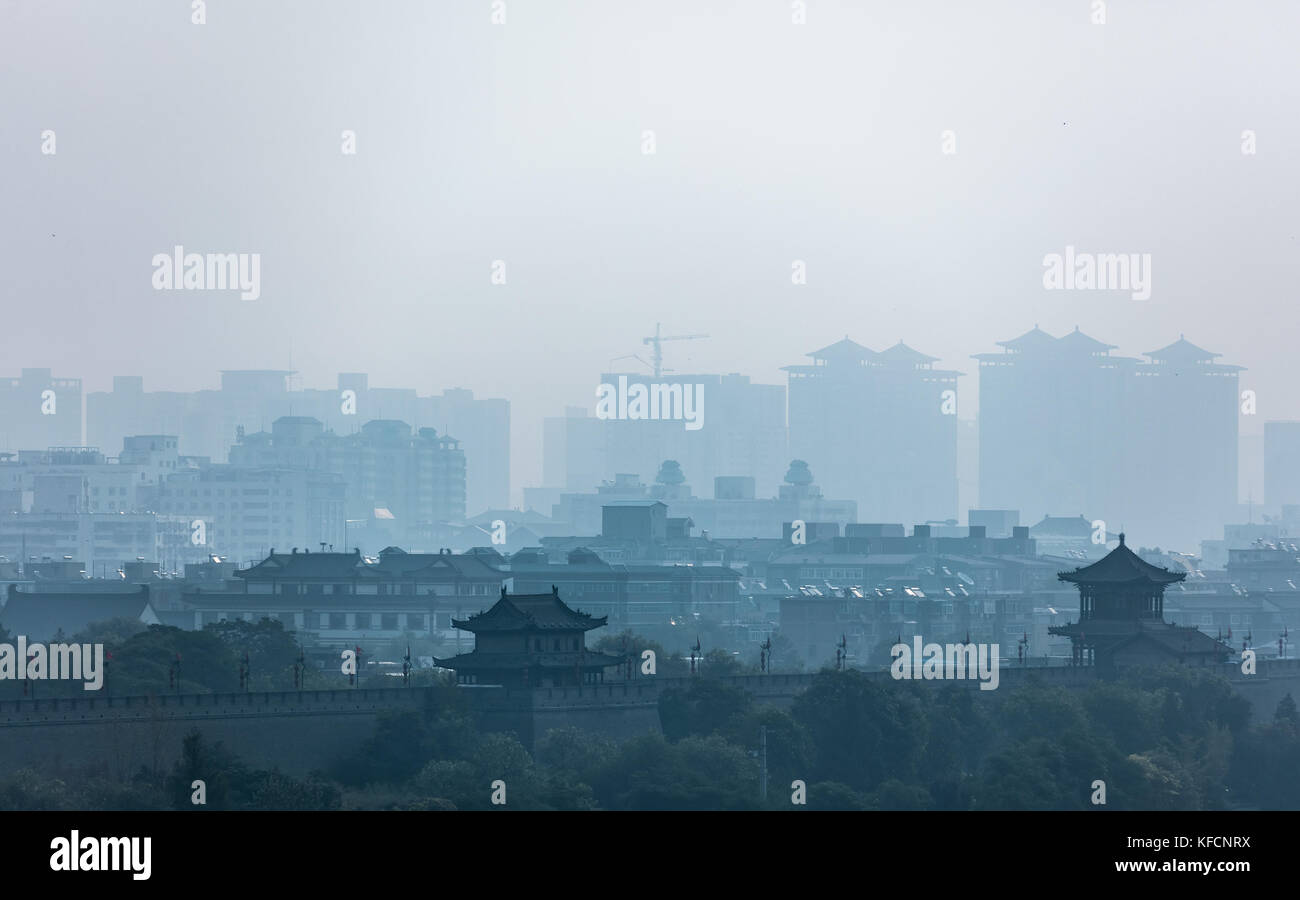 Asian city smog hi-res stock photography and images - Alamy