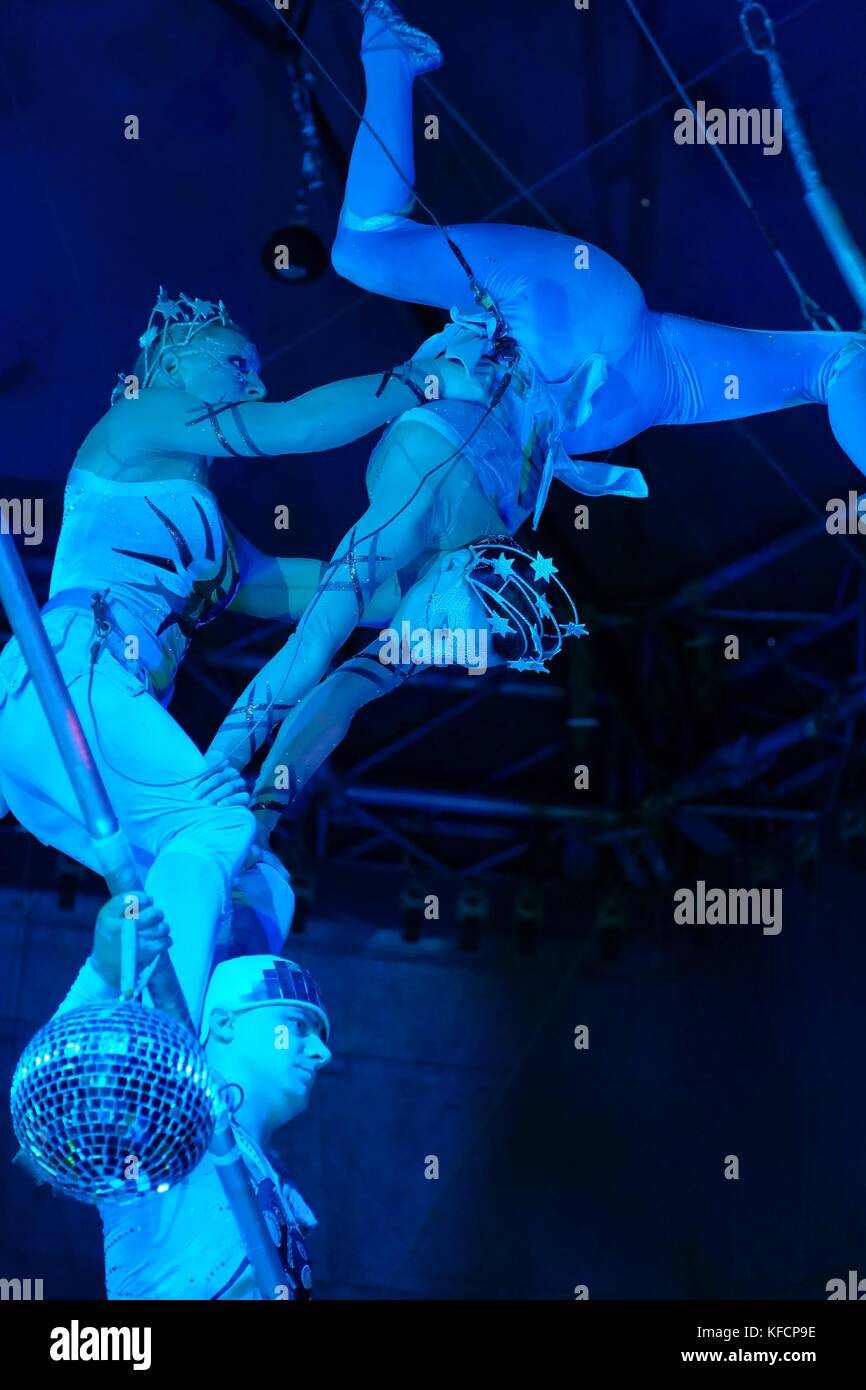 Ladder circus ball hi-res stock photography and images - Alamy