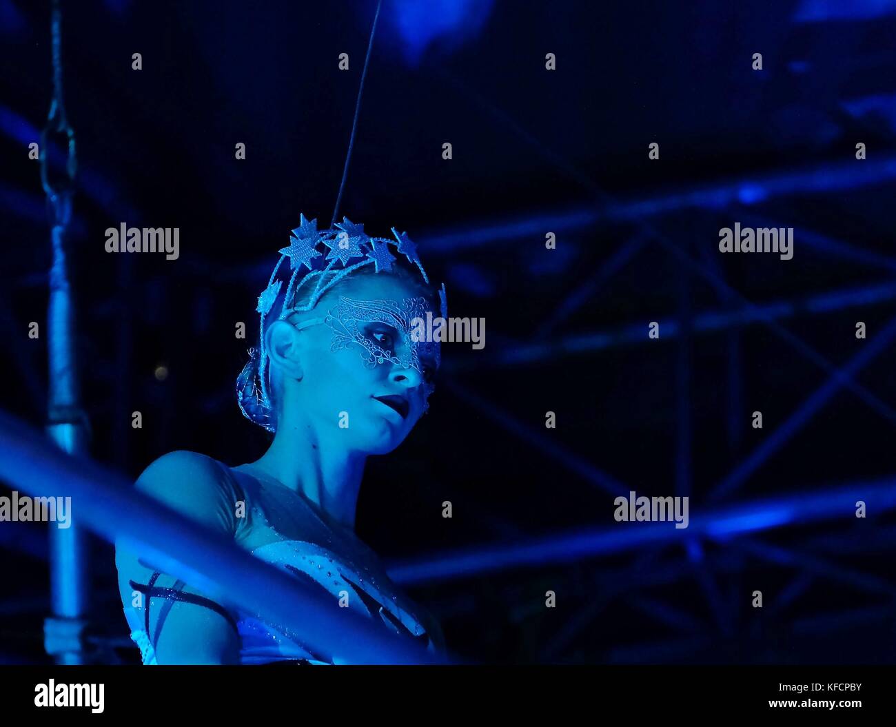 circus performers tight rope walker Stock Photo - Alamy