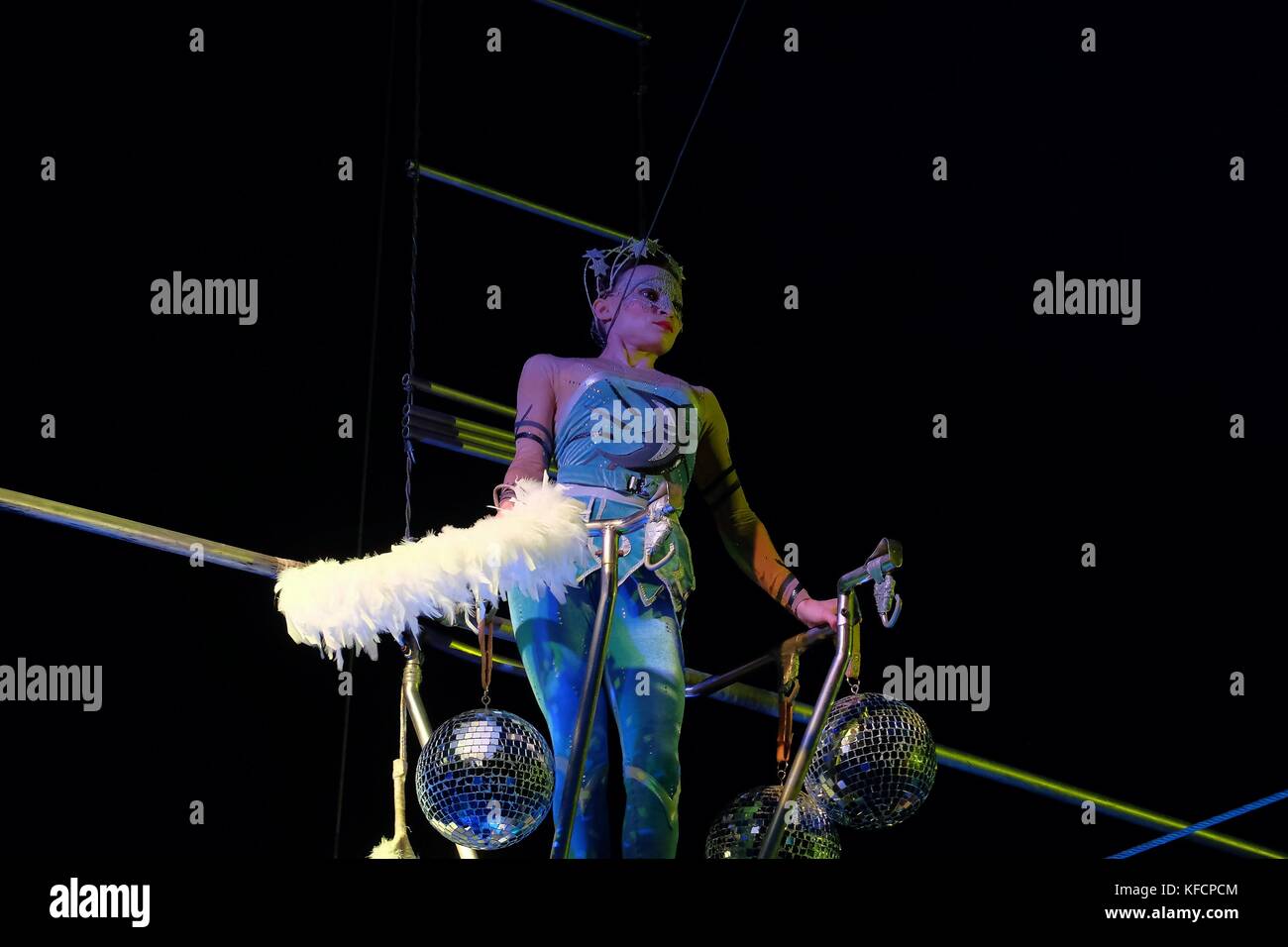 circus performers tight rope act Stock Photo - Alamy