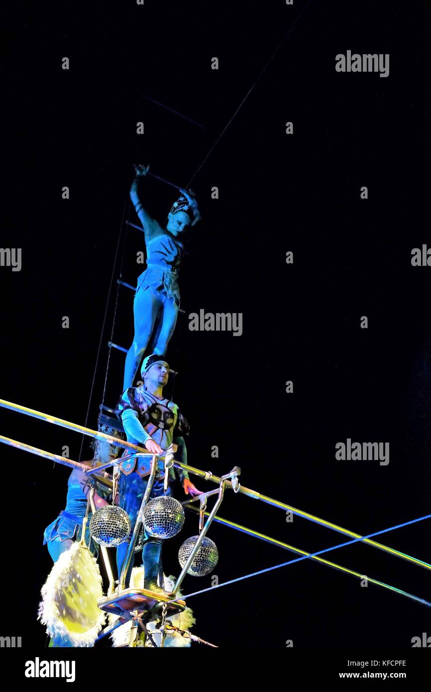 circus performers tight rope walker Stock Photo - Alamy